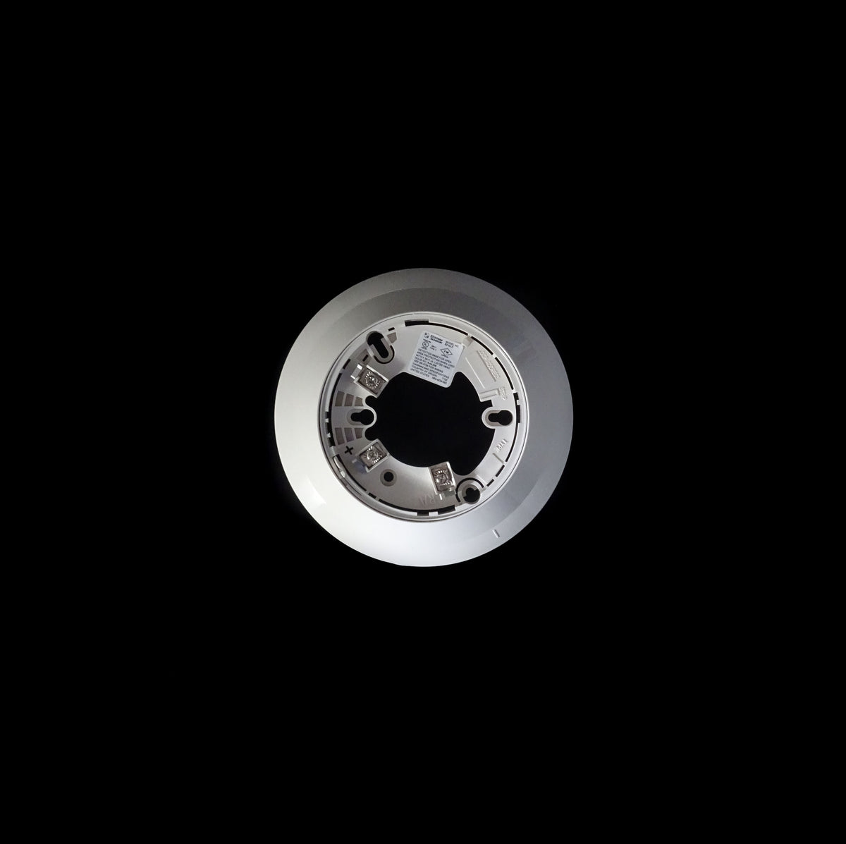 B210LP SYSTEM SENSOR FLAGED DETECTOR MOUNTING BASE – Total Life Safety ...